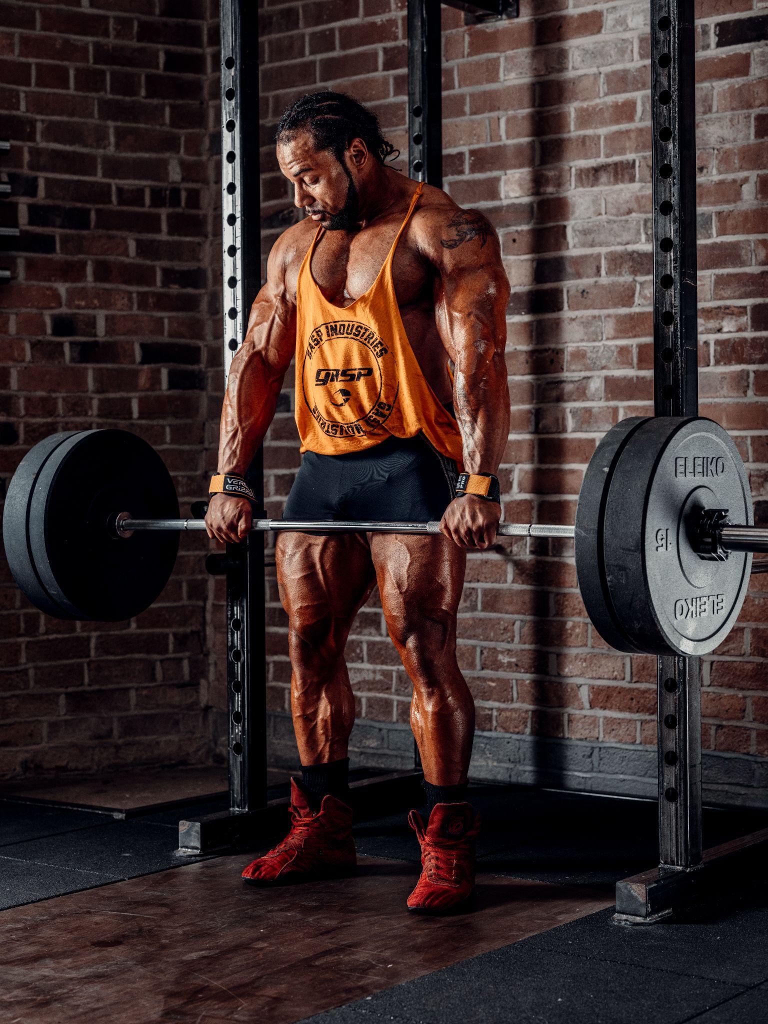 Powerlifting vs. Weightlifting: What You Need to Know